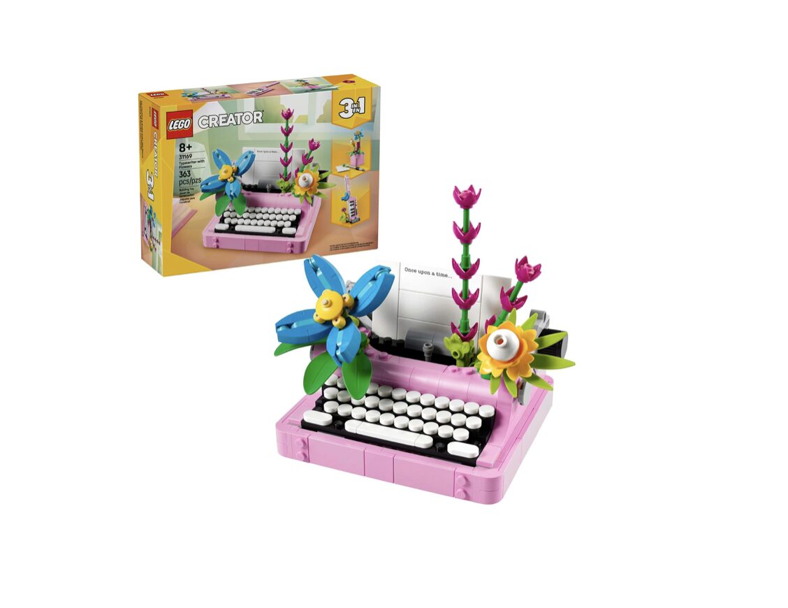 Lego Creator Typewriter with Flowers 31169 - Recognized as one of New ...